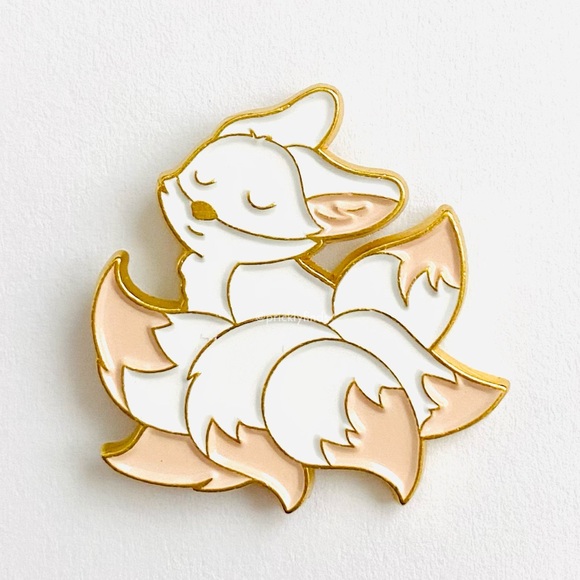 pricklyfinds | Jewelry | 84 Sassy White Fox With 6 Tails Enamel Pin ...